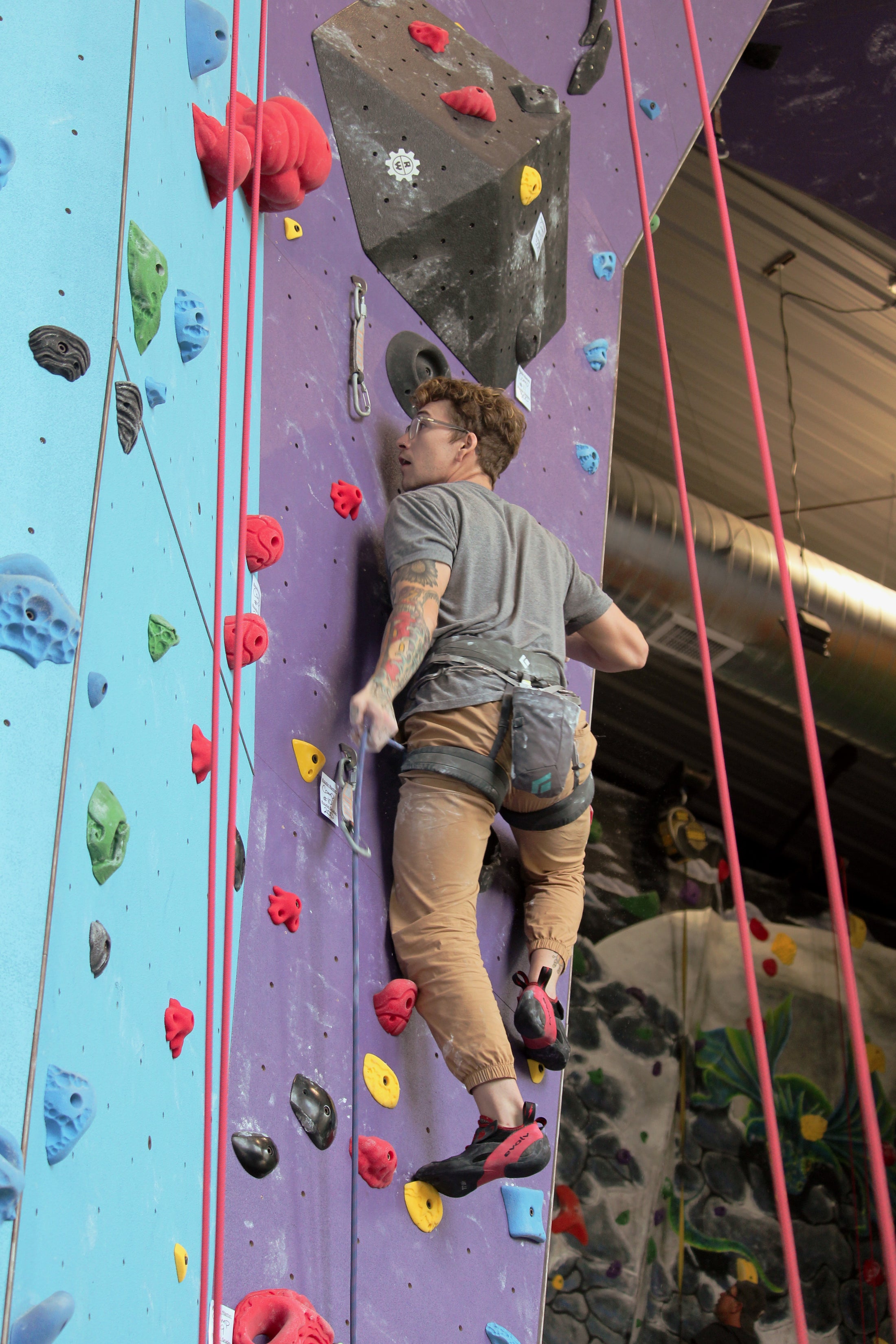 Lead Climbing: How to Begin Your First Ascent – On The Rocks